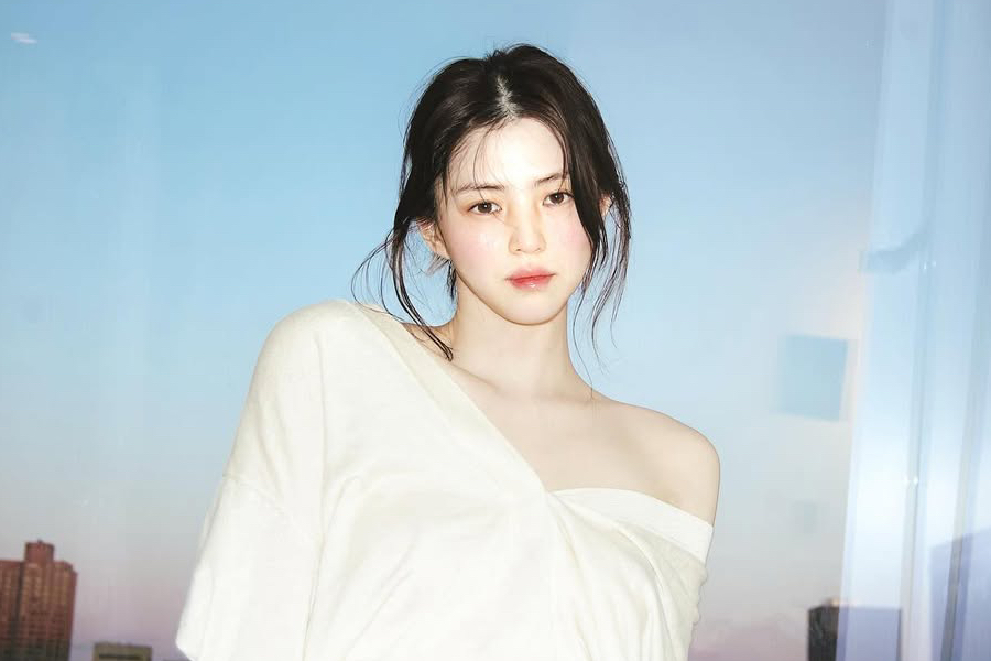 ハン・ソヒ、初の公式ライトスティックのデザインを公開 | KpopSnap | KpopSnap